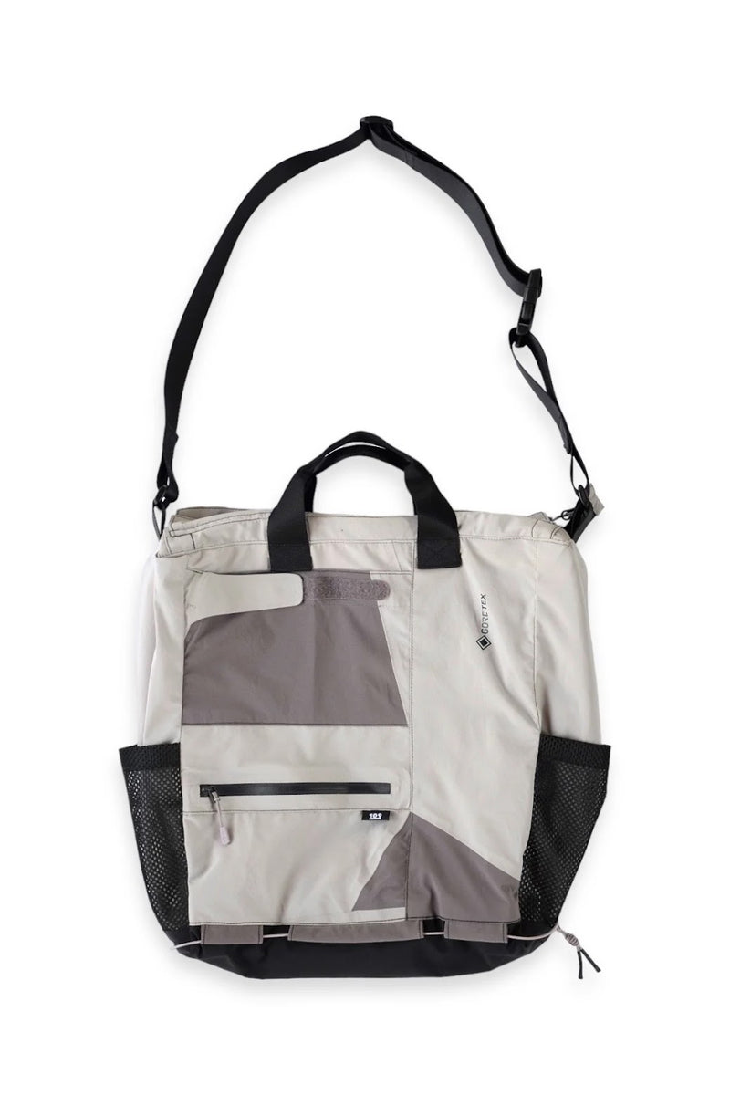 GORE-TEX DECONSTRUCTED FUNCTIONAL SLING BAG - 02 – UNFOUND PROJECTS
